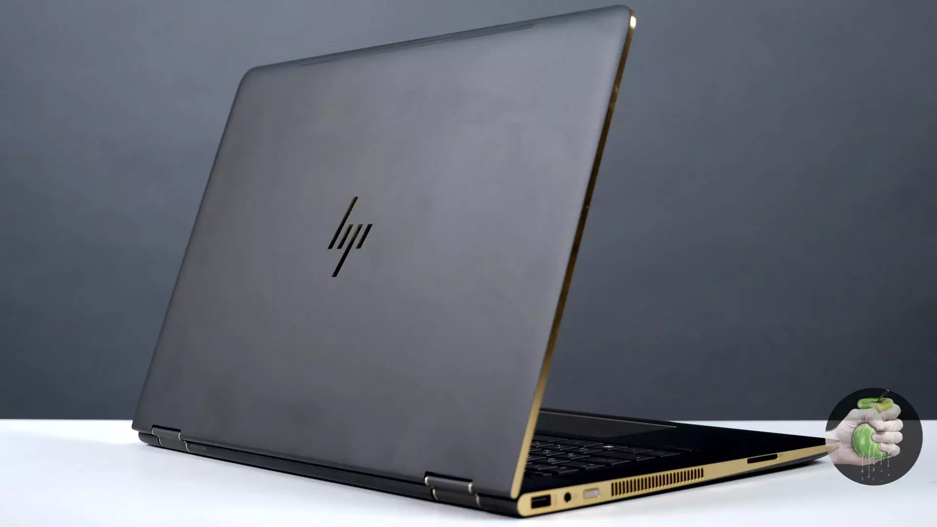 E que, se non, MacBook Pro? Reflexións sobre HP Spectre X360 6939_1