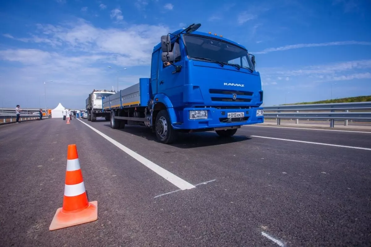 Vídeo do día: como os coches non tripulados están probando en Rusia 7070_2