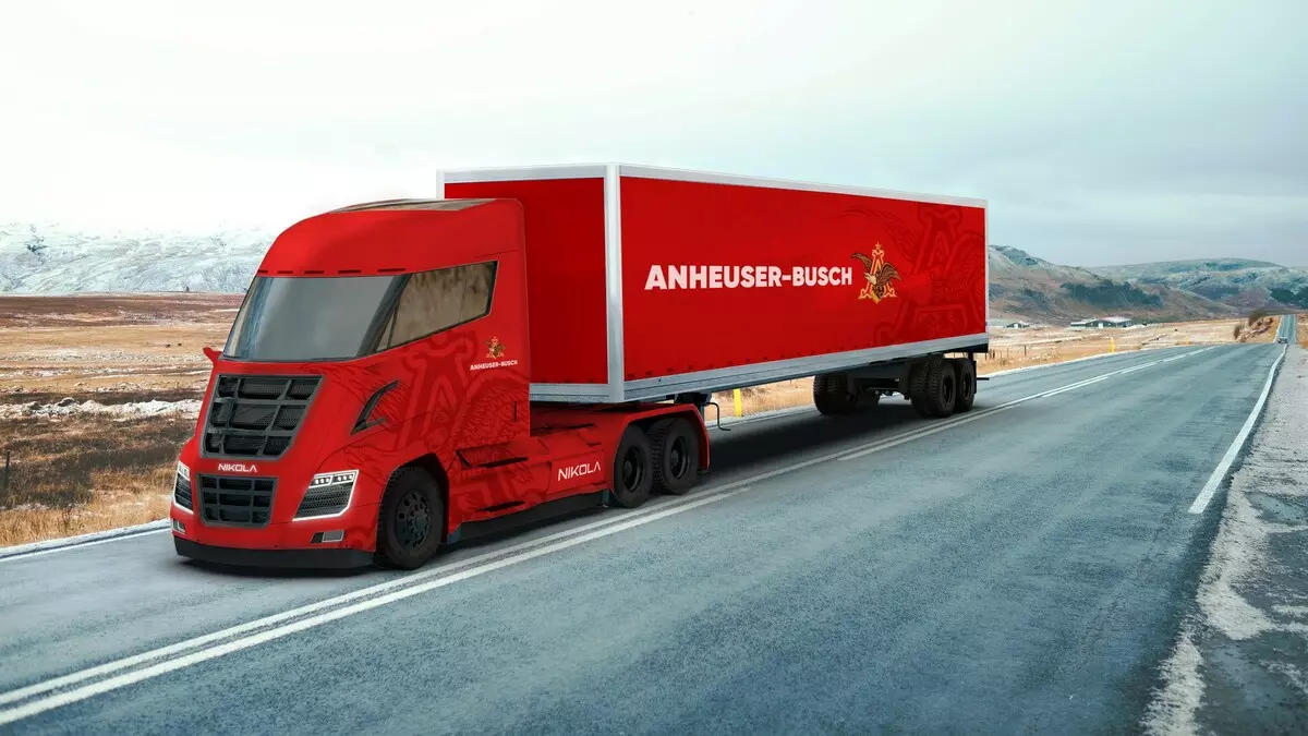 Producătorul de bere Budweiser a predicat la 800 de camioane la un concurent Tesla 7088_0