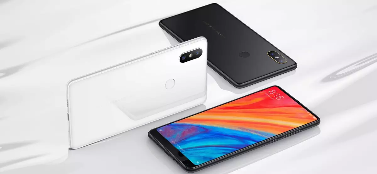 Xiaomi মি মিক্স 2S - আইফোন একটি কপি, যা Xiaomi গর্বিত 7352_0