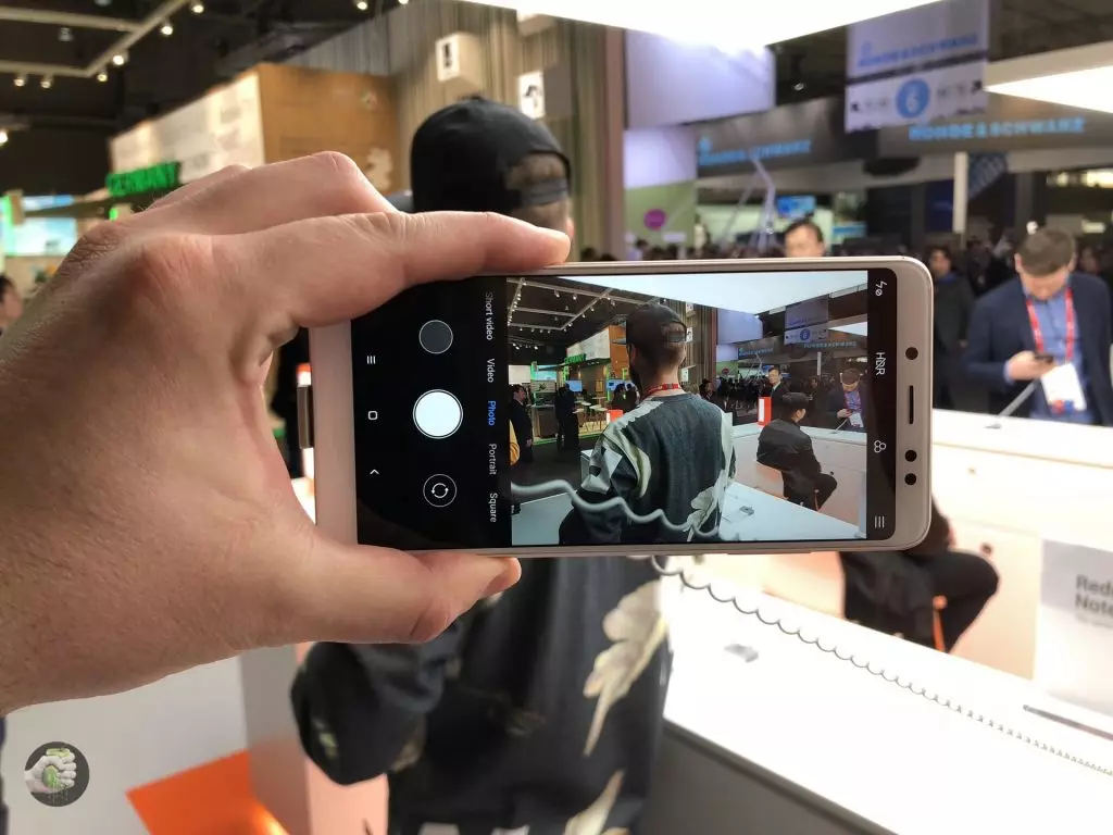 MWC2018, Day Two: Collection of icons, Nokia 8 Sirocco and Xiaomi Redmi Note 5 Pro 7460_17