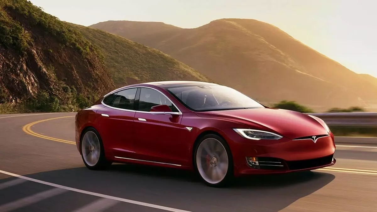 Den Tesla huet déi deierst Autoen an Europa verkaaft 7589_0