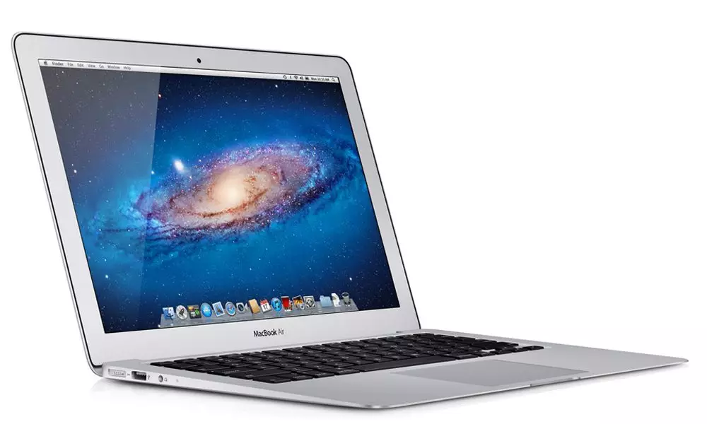 Waad ku mahadsan tahay, Steve: MacBook Air ayaa 10 sano ah 7821_2