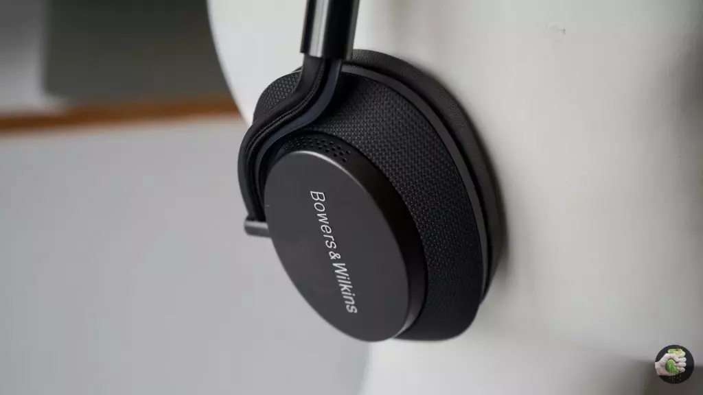 Bowers & Wilkins PX: Tsar gyda sŵn 8024_8