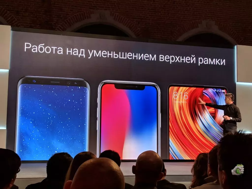 Xiaomi သည် Mi Mix 2 တွင်ရုရှားဈေးနှုန်းဟုခေါ်သောကြောင့် iPhone အစား 0 ယ်ရန်ကမ်းလှမ်းခဲ့သည် 8094_4