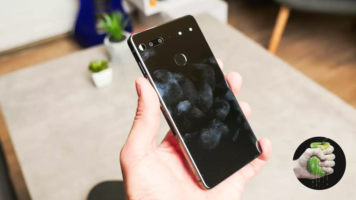 Essential Phone Review (Ph-1) 8189_3