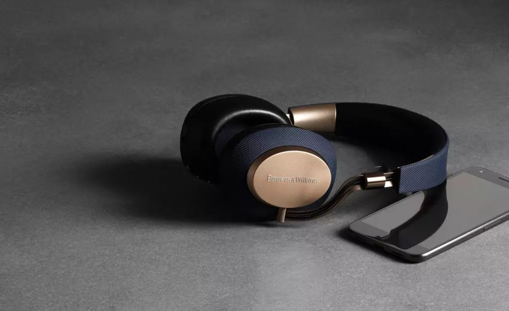 Bowers & Wilkins px: amo, USB-C, 29 hours (!) A cikin mulkin kai! 8269_1