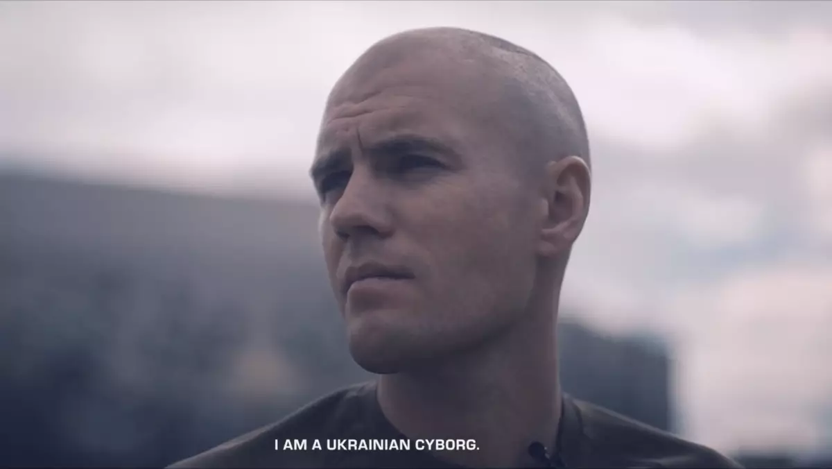 Украинчууд Орос хэлээр зар сурталчилгааг зар сурталчилгаанд уучлалт гуйж байна. 