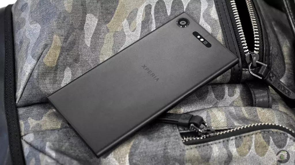 Sony Xperia XZ1: Дизайнер маневры! 8415_6