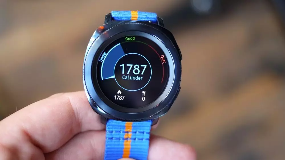 Samsung On IFA 2017: Smart Watch და სპორტული Bluetooth- ყურსასმენები 8425_2