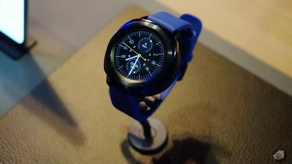 Samsung na IFA 2017: Smart Watch na Egwuregwu Bluetooth-ekweisi 8425_4