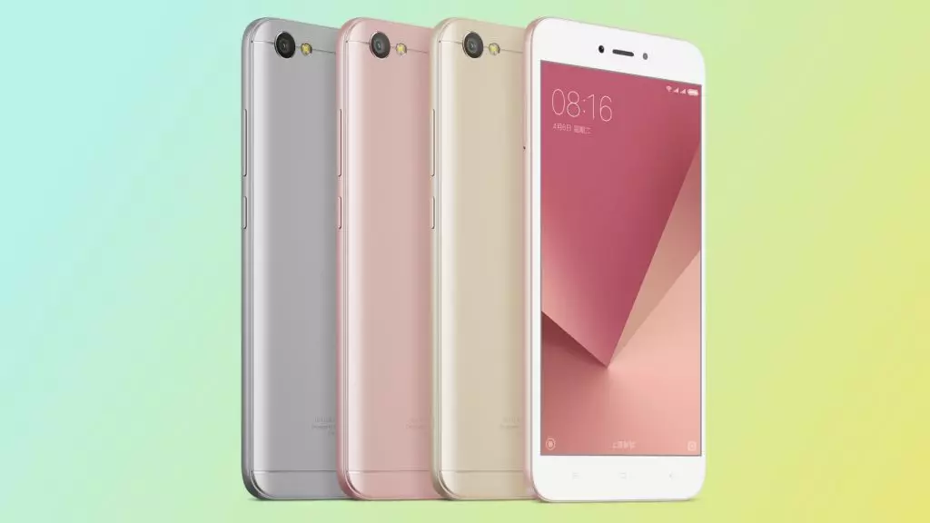 አመታዊ ግዛት - Xiaomi Redmi ማስታወሻ 5 ሀ ለ 100 ድቦች 8460_2