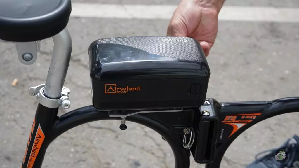 Airwheel E3: Min sykkel er plassert i en ryggsekk! 8570_7