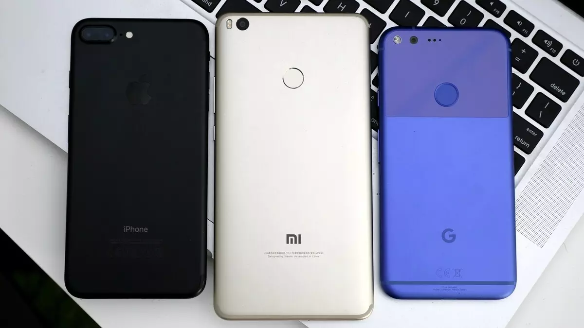 Rishikimi Xiaomi Mi Max 2: 5 Arsyet për blerjen e një lopatë të shëndetshme 8593_0