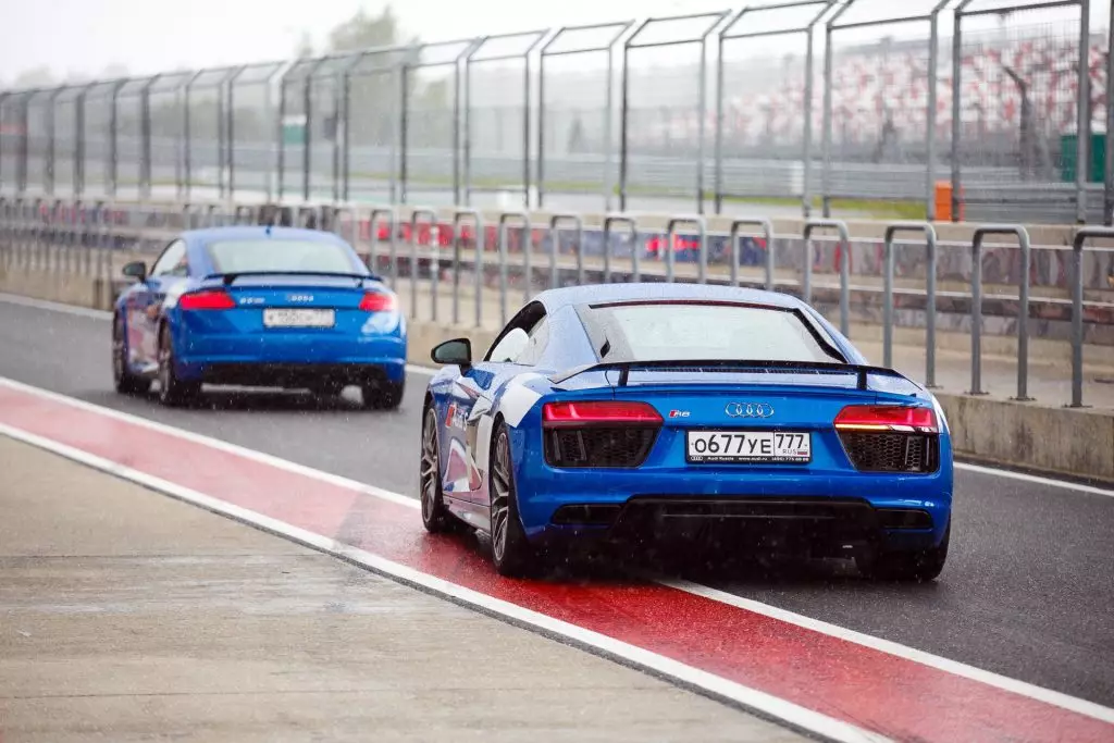 Kouri sou Audi R8, RS7, RS6 sou Moskou Raceway Ras Track la 8753_9