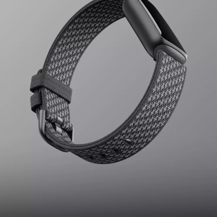 Oficialmente: Fitbit introduziu pulseira inteligente Luxe 883_4