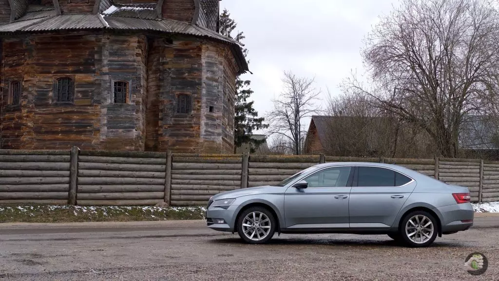 Wylsadrive: Binini na Byihuse Skoda SuperB 9054_10