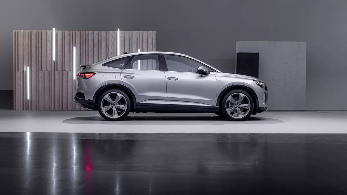 Audi Q4 Sportback 50 e-Tron Quattro