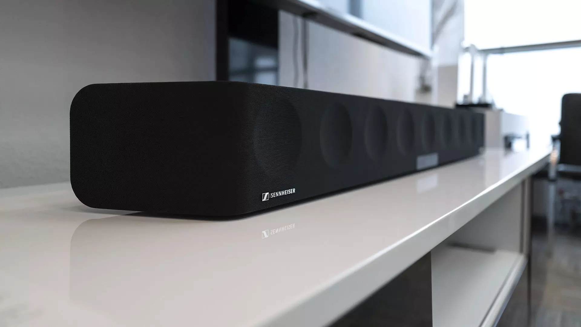 We listen to Sennheiser Ambeo - Soundbar for 190 thousand, which is enough