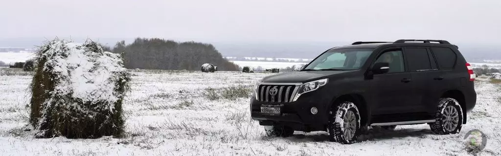 Toyota-Tè-Cruiser-Prado-18