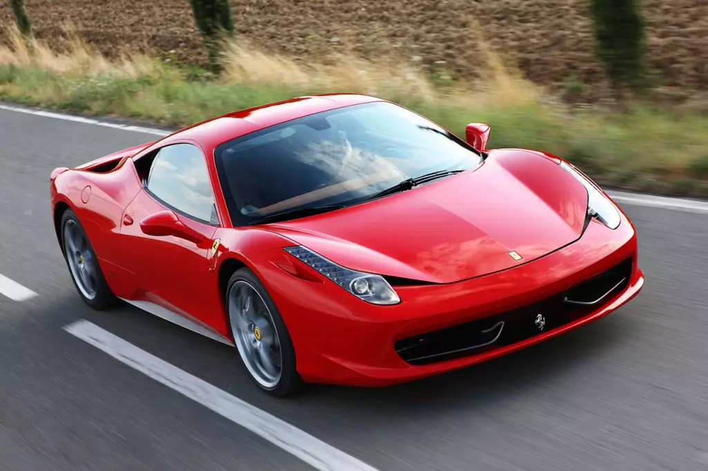 Ferrari-458-Italia-04