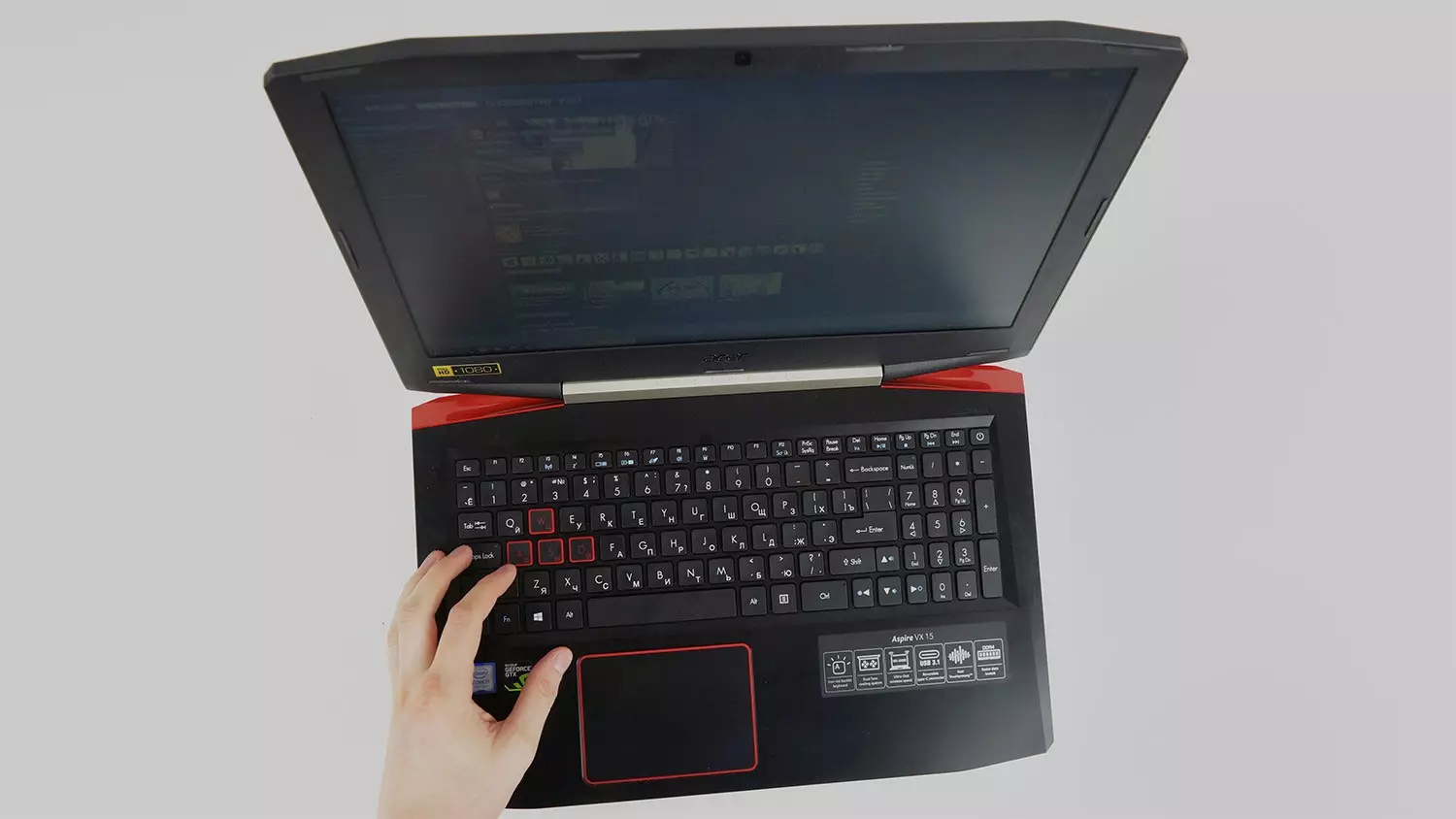 Pangkalahatang-ideya Acer Aspire Vx 15: Gaming Laptop para sa malusog na pera 9264_1