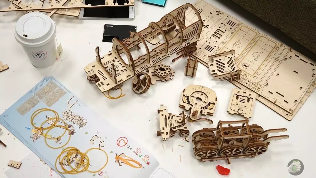 Ugears-Train-Wylsacom-6